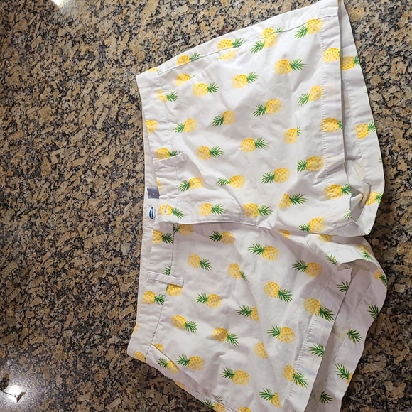 Old Navy | Shorts | Pineapple Shorts | Poshmark